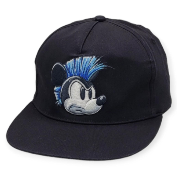 Disney | Accessories | Preowned Condition Youth Fitted Mickey Mouse ...